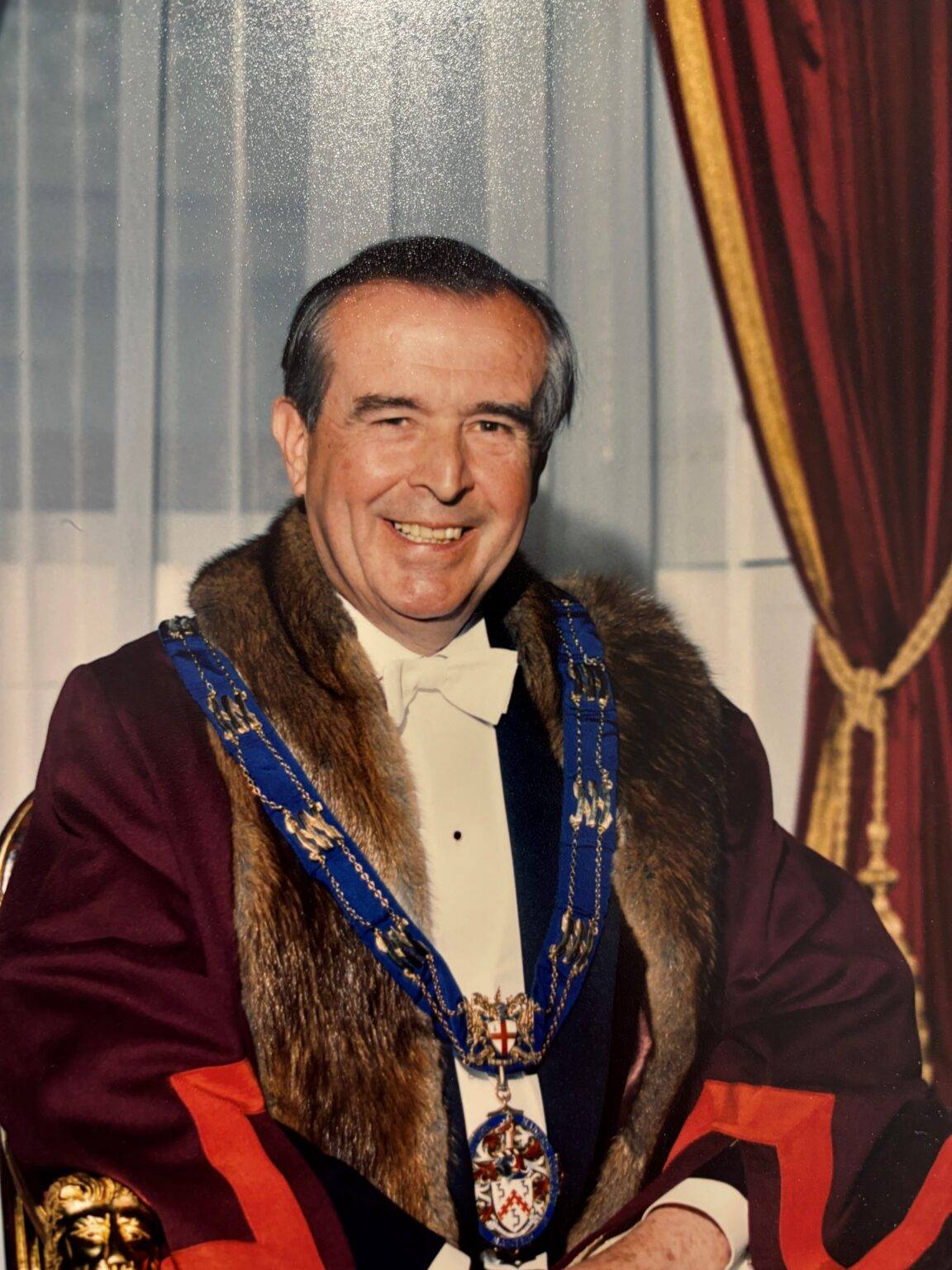 Past Master Ray Leigh MBE 6 June 1928 - 13 March 2025 - The Furniture ...